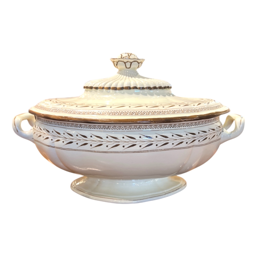Wedgwood Creamware Tureen with Lid - Foxglove Antiques Collective
